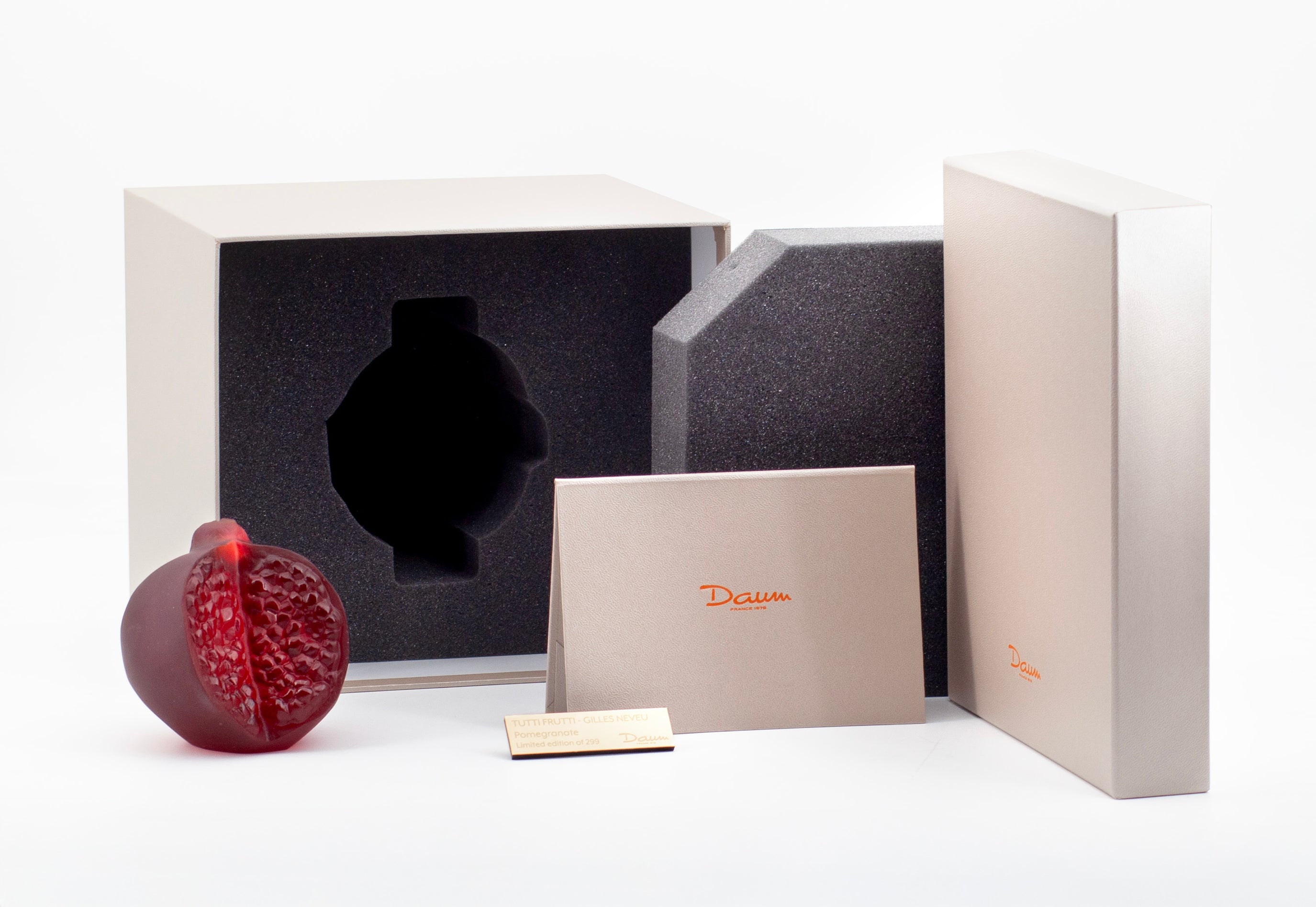 Maternity Lion – Daum